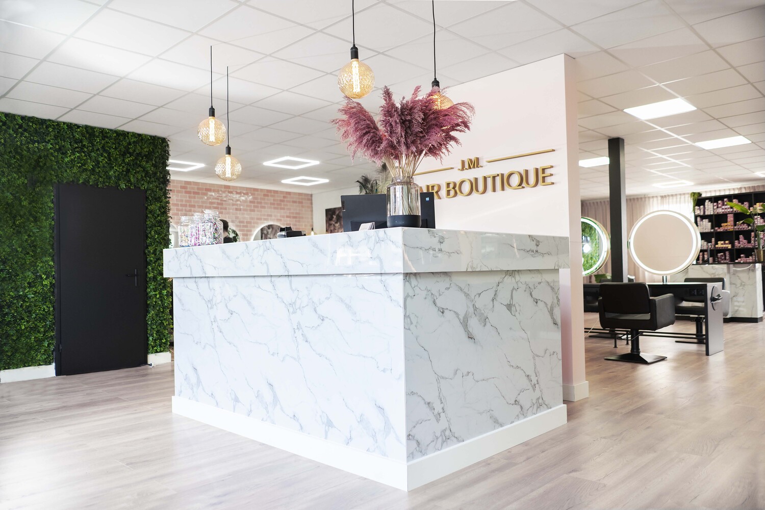 Kapsalon J.M. Hair Boutique | Dames en heren kapper in Hengelo